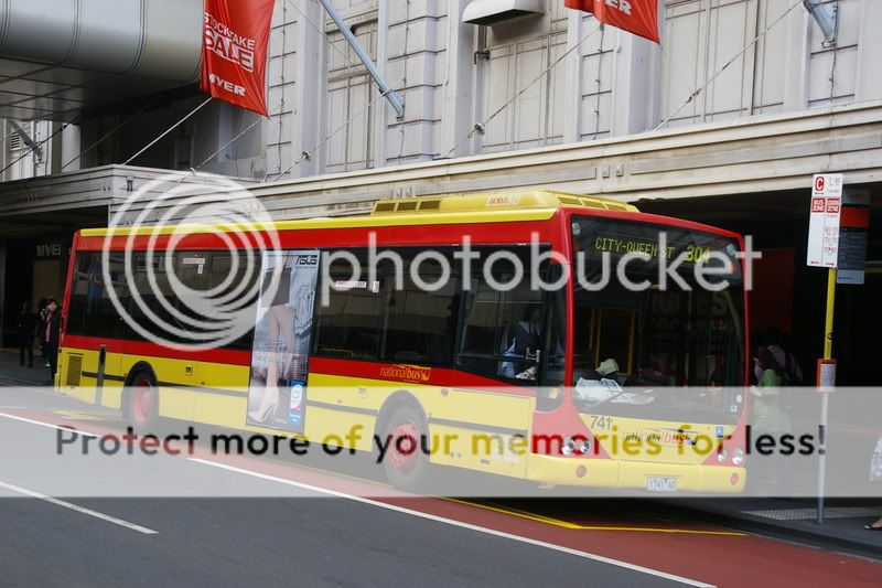 Snapshot of National Buses in Lonsdale St. [Part 2]