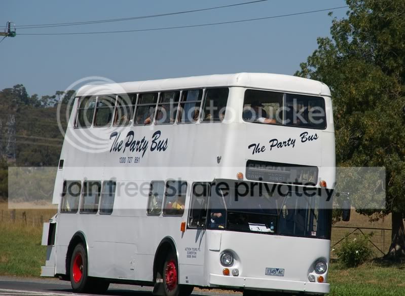 [VIC]ex Gov.Buses from 4 States on Grape Grazing