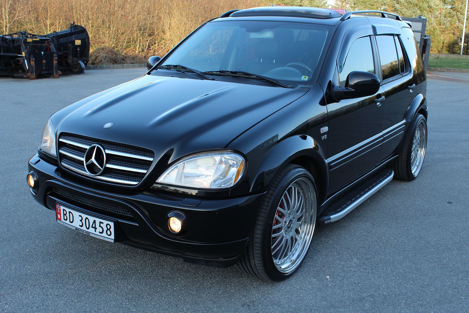 CHARLIE'S W163, 2000 Mercedes Benz ML 55 AMG