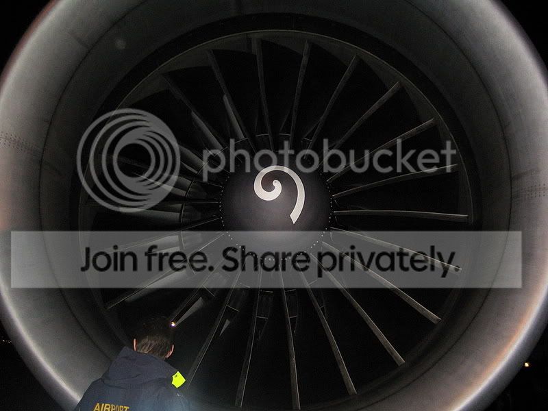 New batch of 777 in Copenhagen photos. AP-BGL - History of PIA - Forum