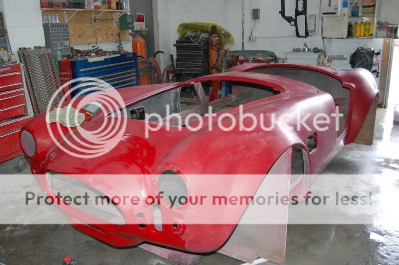 Here are some progress pics of the paint and body... | Factory Five ...